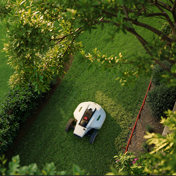YUKA mini Robot Lawn Mower | Mammotion US